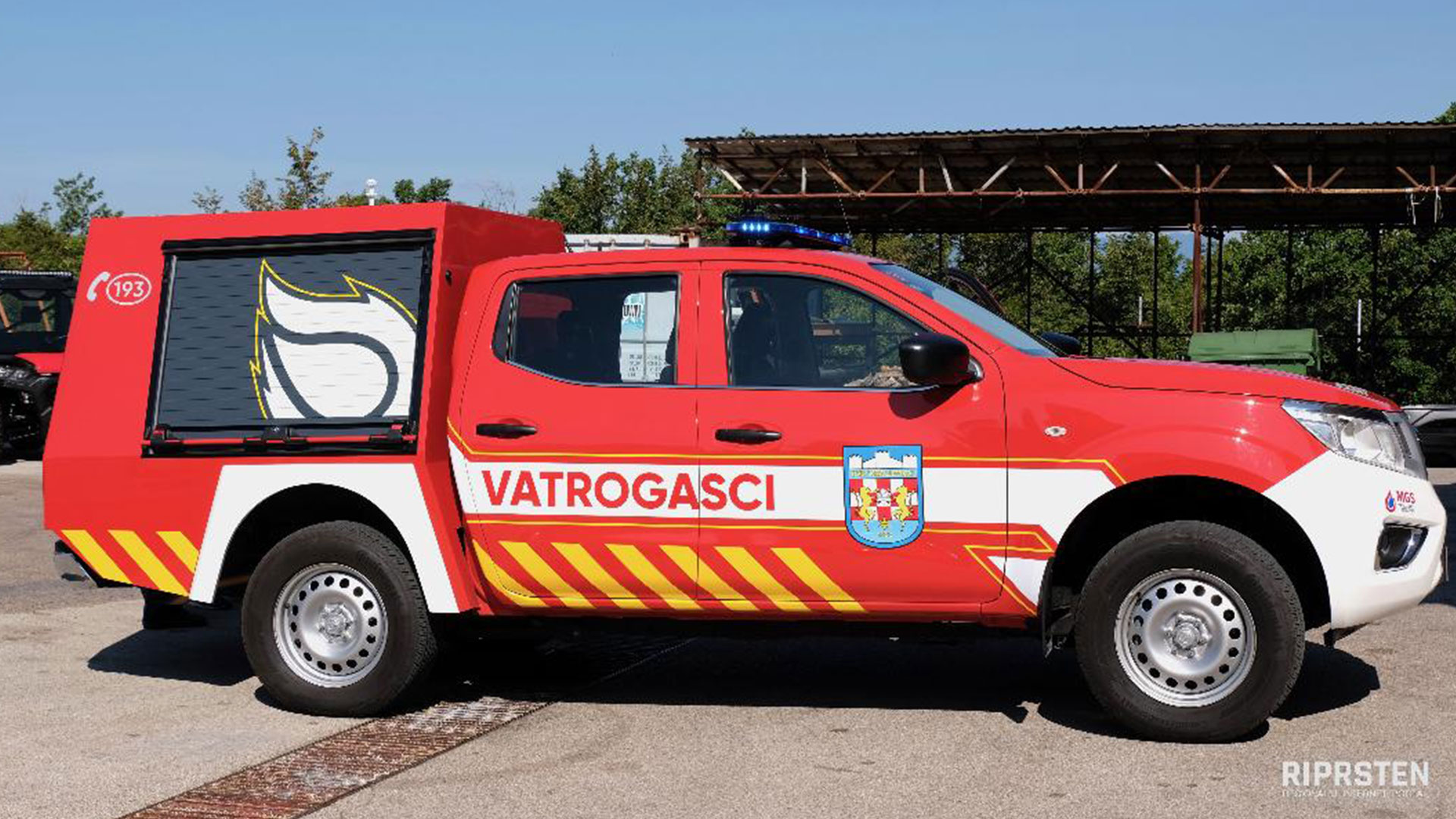 Vozni park DVD-a Kraljevica jači za novo vatrogasno vozilo - Grad ...